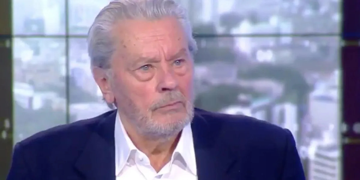 Alain Delon, les dessous de la perquisition choc, un arsenal inquiétant