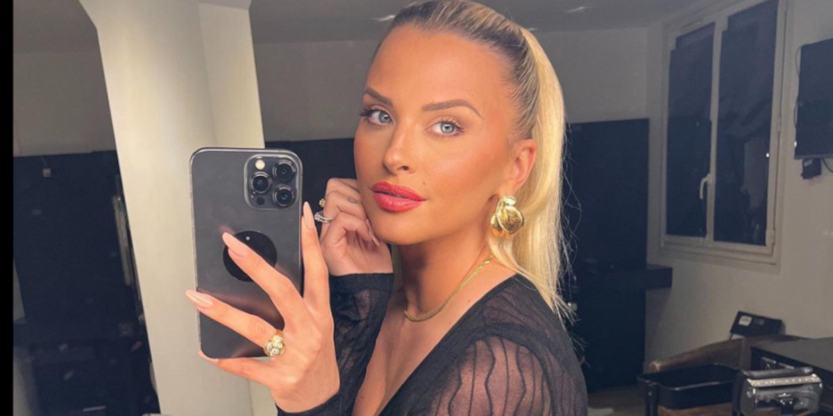 Cyril Hanouna et Kelly Vedovelli : Leur relation secrète dévoilée pour une occasion spéciale