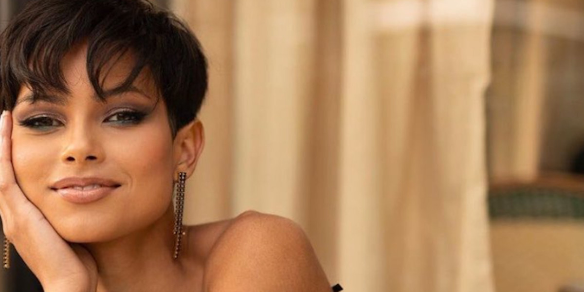 Miss France 2024 : Eve Gilles révèle son passé surprenant, quel métier ...