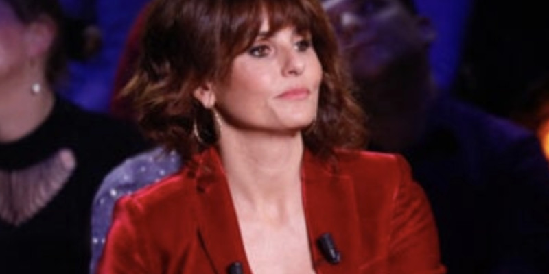 Faustine Bollaert, geste envers Laurence Boccolini évincée