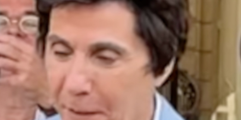 Mariage de Jean-Luc Lahaye, une sortie de mairie qui choque