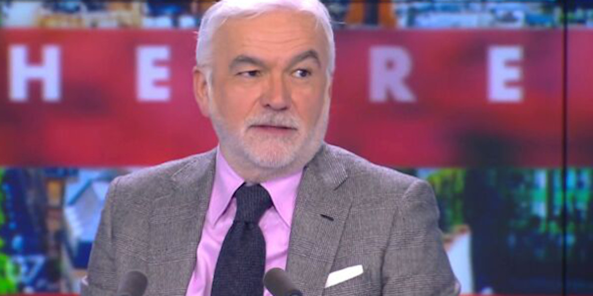 Pascal Praud sous les Projecteurs : sa réaction la parodie de Malik ...