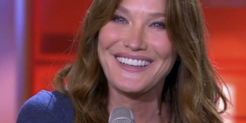 Patrick Cohen « sans voix » sur le geste de colère Carla Bruni