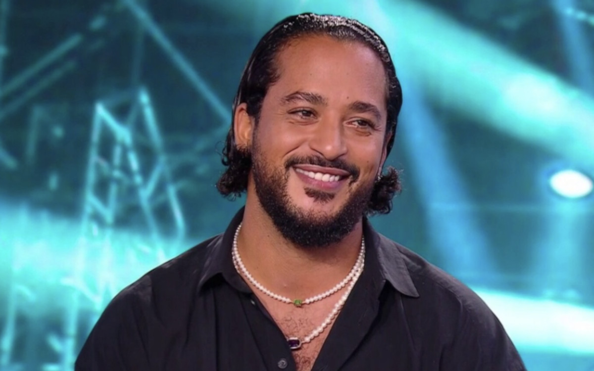 Slimane boycotté par les télés et les radios après sa condamnation, son album peine à exister