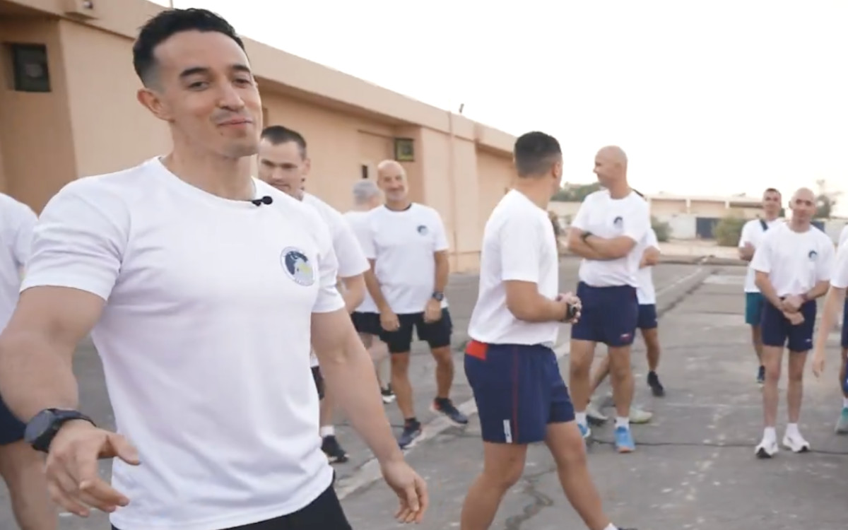 « Il est fit le Manu » : la séance musclée de Macron et Tibo InShape ...